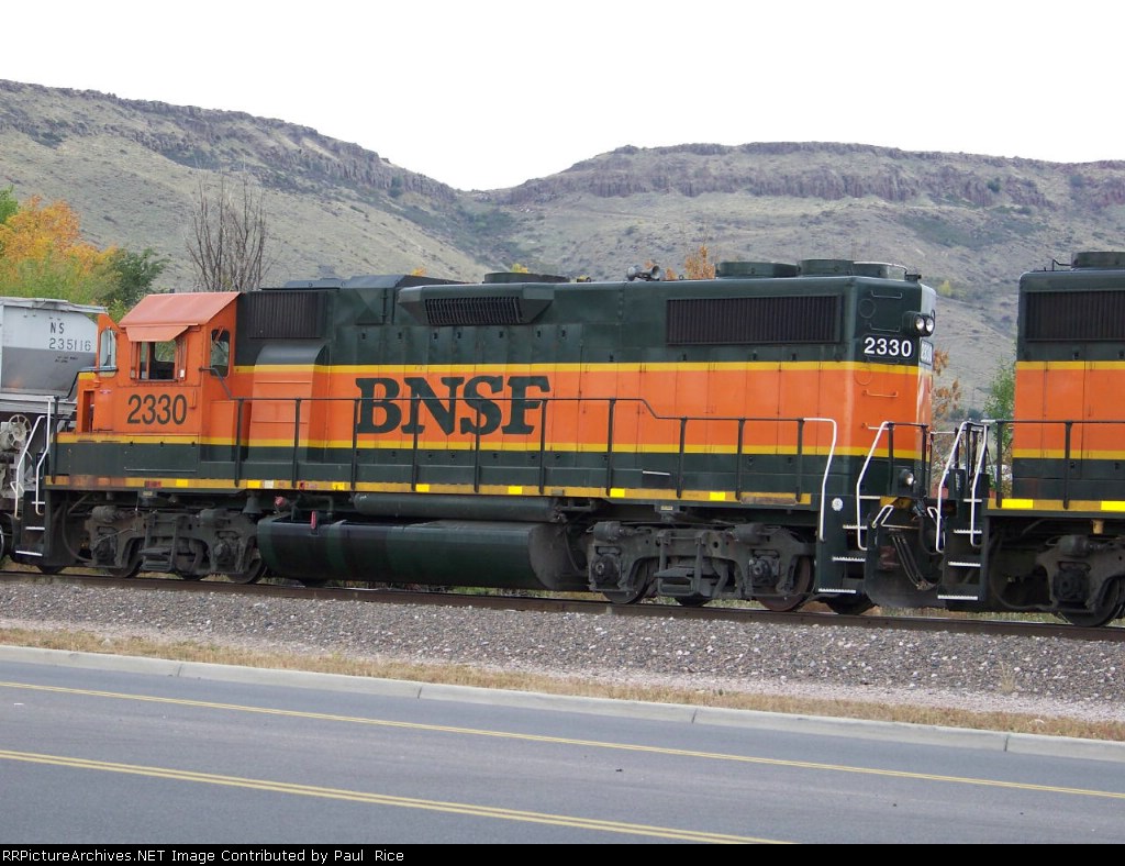 BNSF 2330